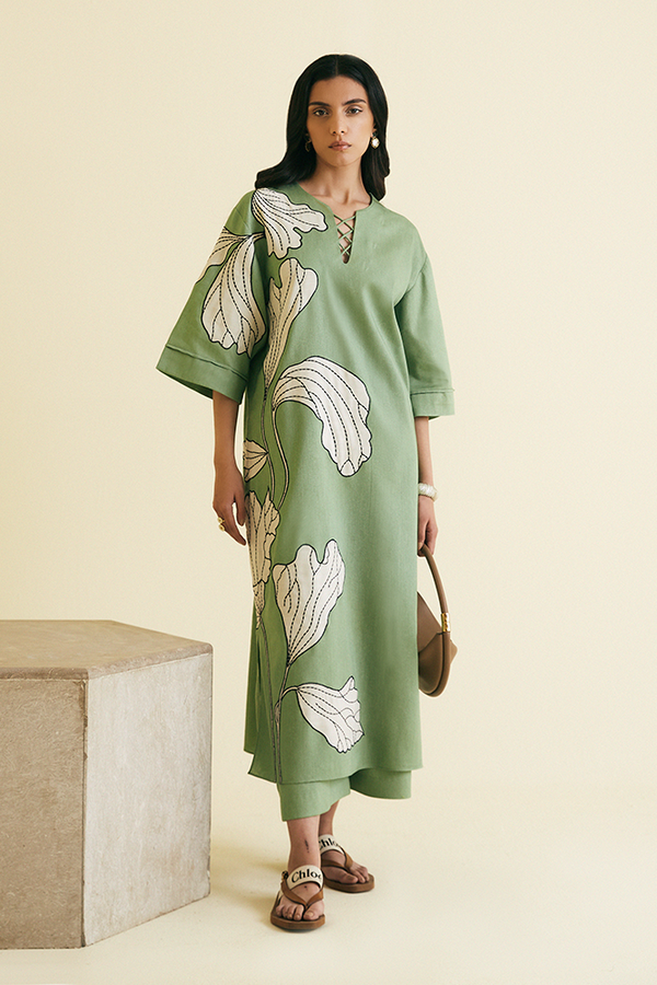 REVE – Alanii Official